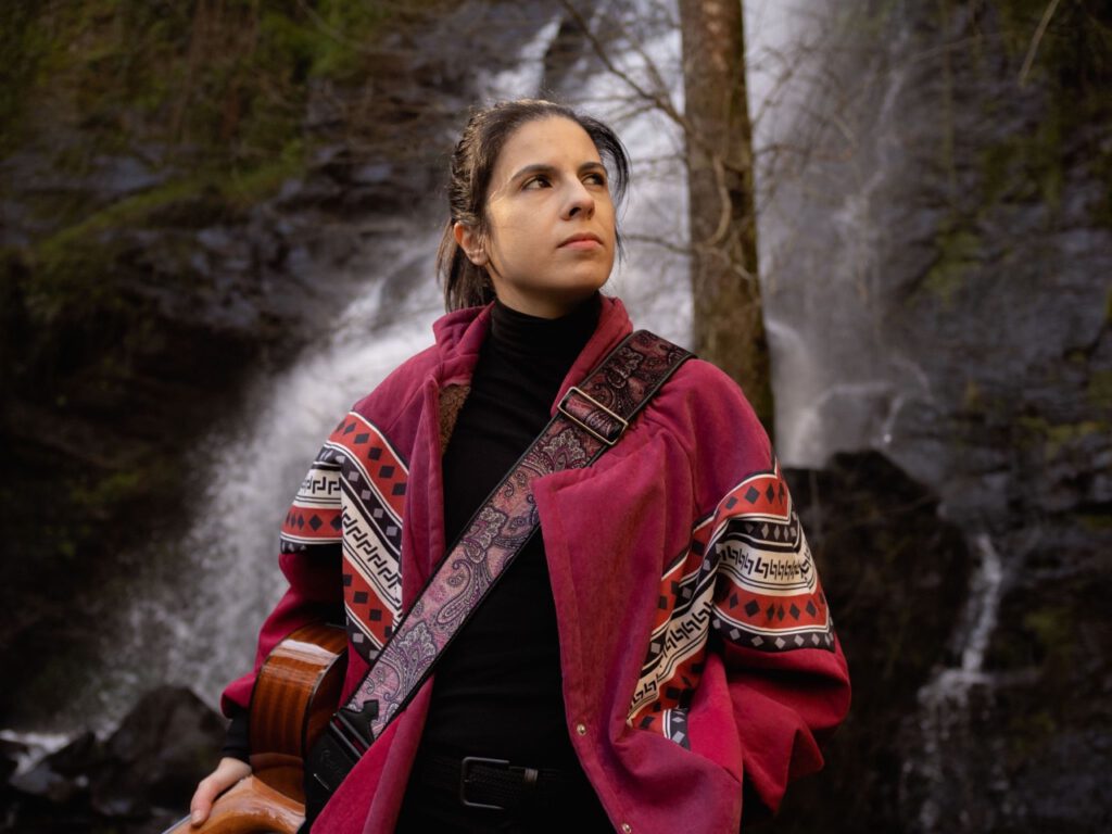 MJ Pérez: “ Na música atopei un xeito de dicir as cousas como mellor ...